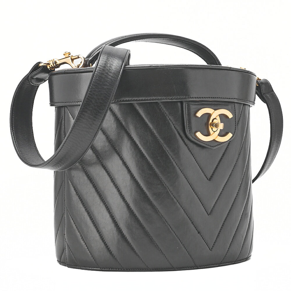 CHANEL Lambskin Chevron Bicolore 2way Vanity Shoulder Black (Gold Fitt ...